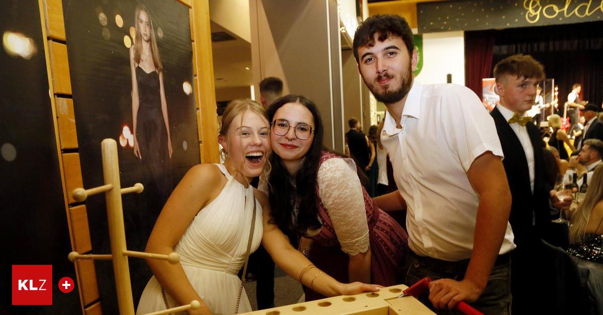 Das war der Borg-Ball: 42 Maturantinnen und Maturanten feierten eine „Golden Night“ in Birkfeld